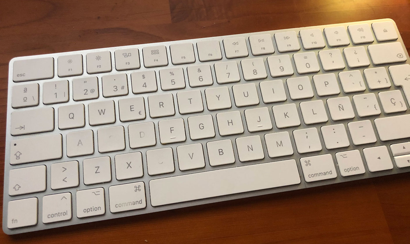 El teclado del nuevo MacBook Pro de 16 pulgadas es casi una copia del ...