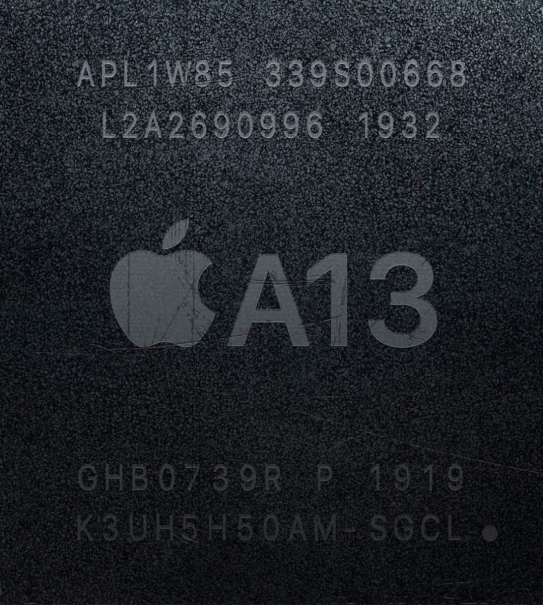 Apple hizo cambios en el secure enclave de los procesadores A12, A13, y ...